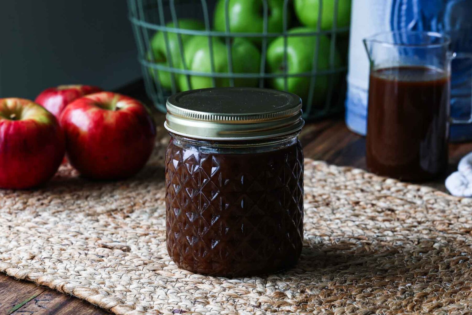 Homemade Apple Cider Syrup: Autumn in a Jar
