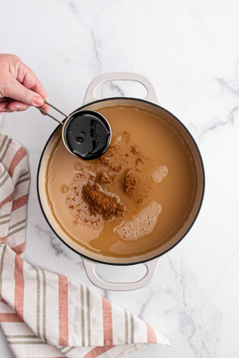 Homemade Apple Cider Syrup: Autumn in a Jar